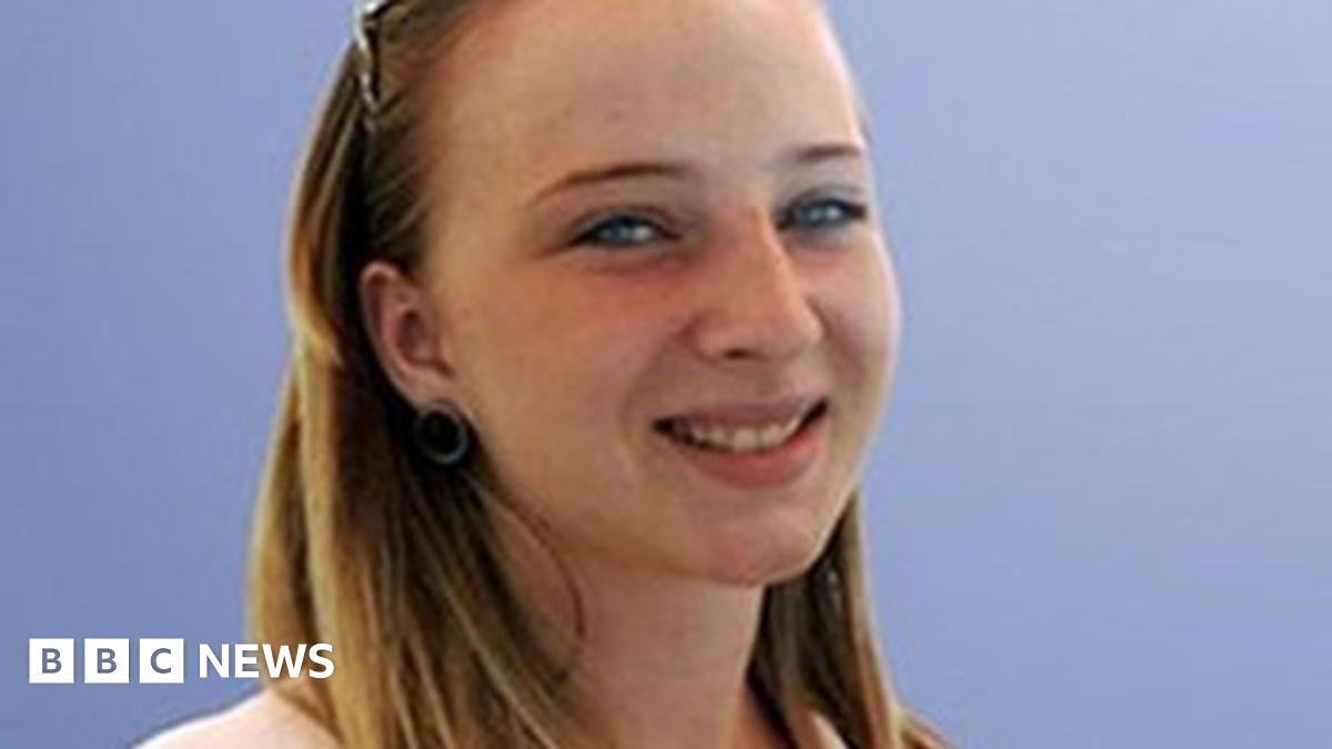 Christina Edkins: How pupils were helped to deal with her murder - BBC News