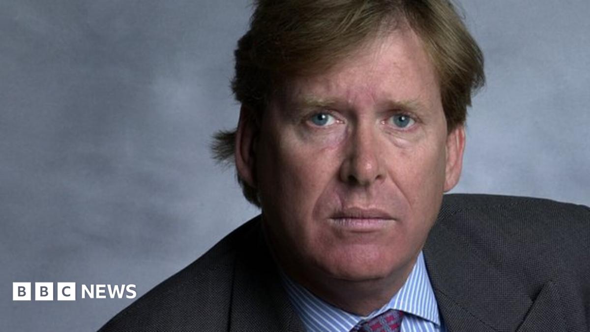 Rail minister Simon Burns stands down in deputy speaker bid - BBC News