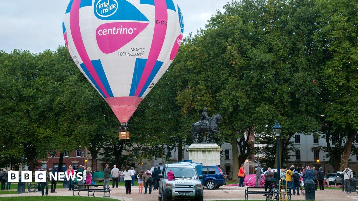 Queen's Cup Balloon Race 2013 won by Richard Parry - BBC News