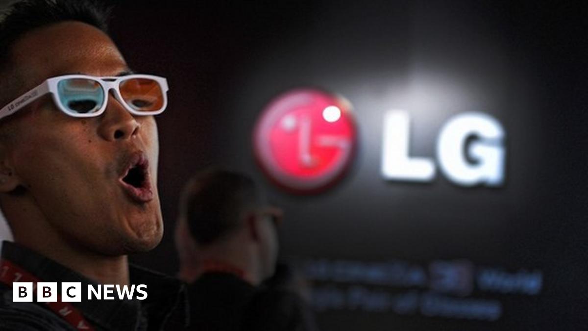 LG announces curved screen phones to launch in 2014 - BBC News