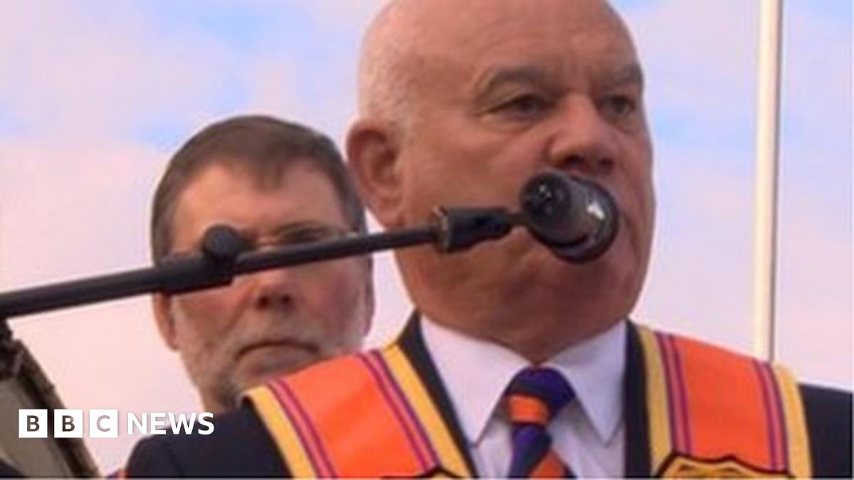 Nelson McCausland breaks silence on 'up-scaling' of protests - BBC News