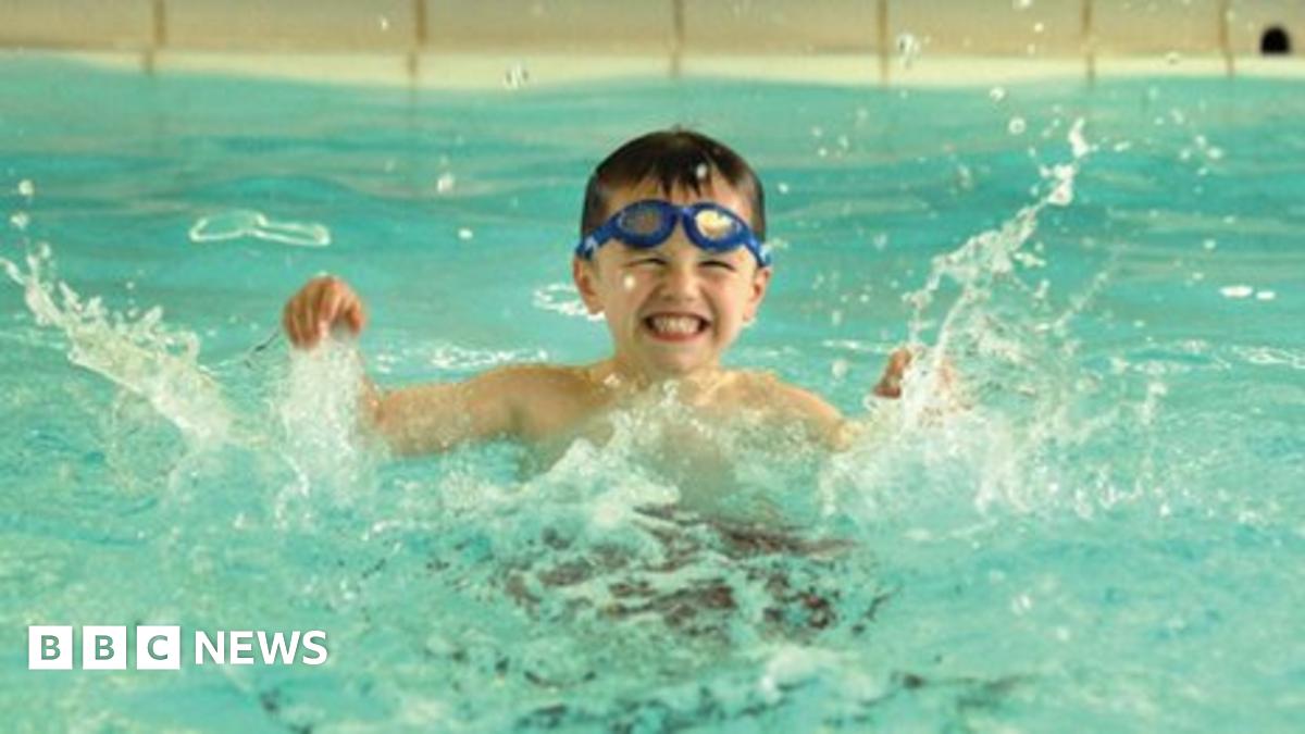 Council bids for £2m to build pool in Worcester - BBC News