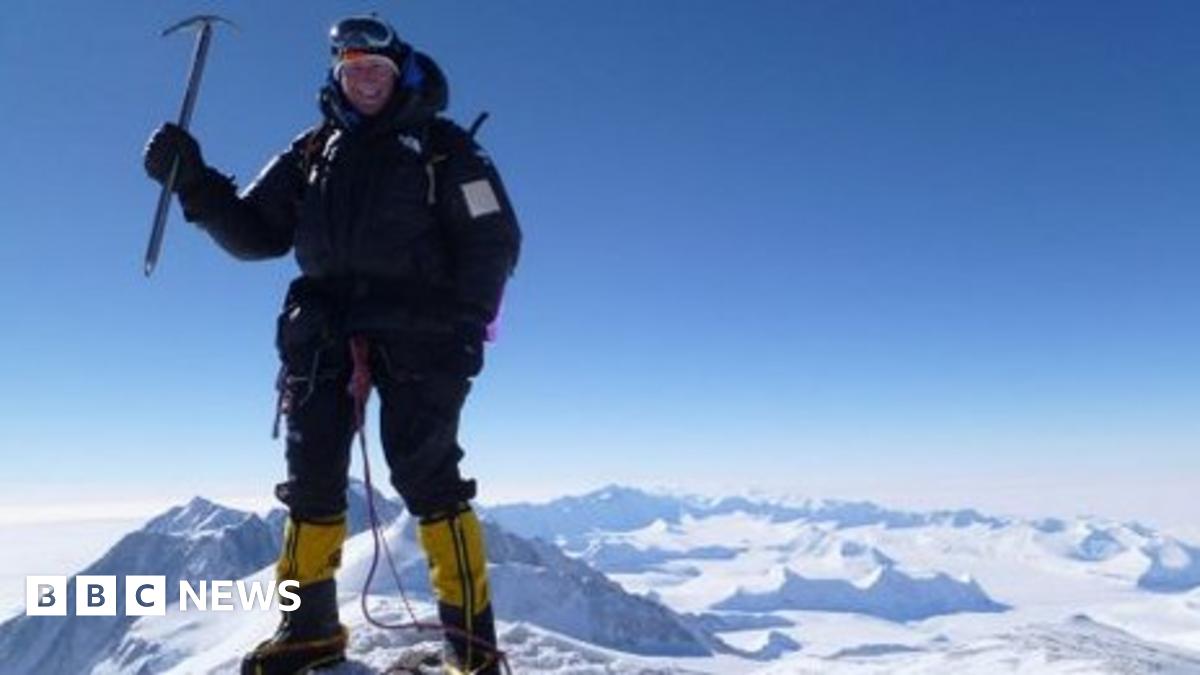Grandfather Phil Drowley targets seven summits 'dream' - BBC News