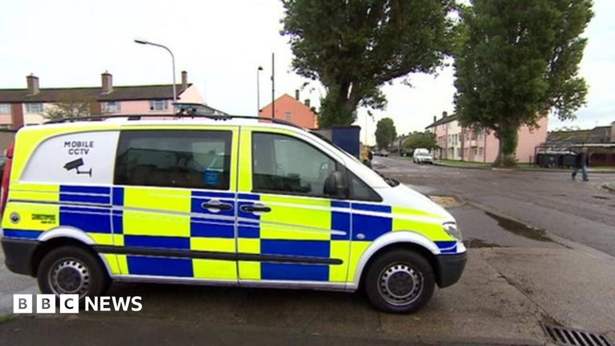 Murder inquiry starts after Weston assault victim dies - BBC News