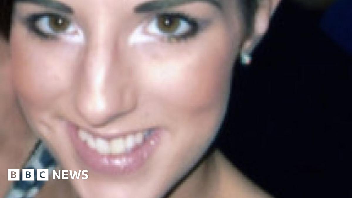 Facebook abuse 'ultimately led' to Manx mother's suicide - BBC News