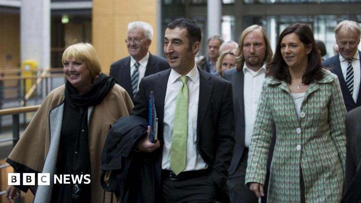 Germany election: Greens reject coalition with Merkel - BBC News