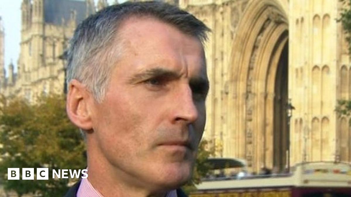 Declan Kearney says unionists 'showing poor leadership' - BBC News