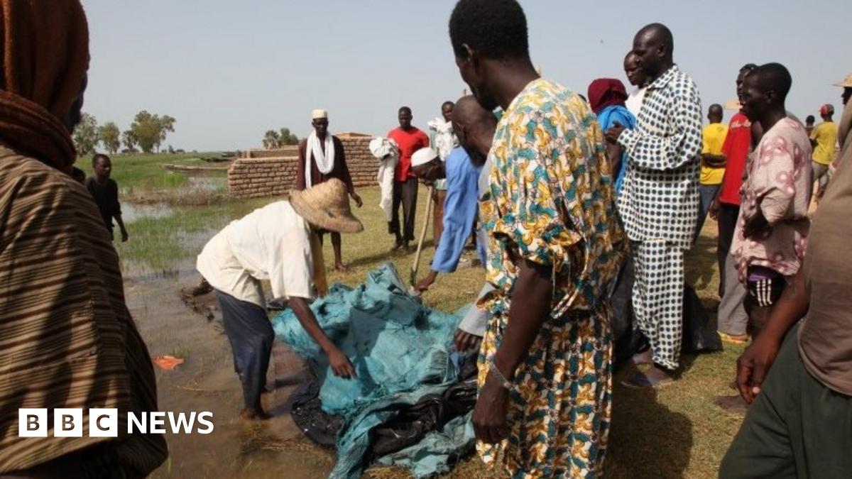 Capsized Mali boat: Dozens more bodies are found - BBC News