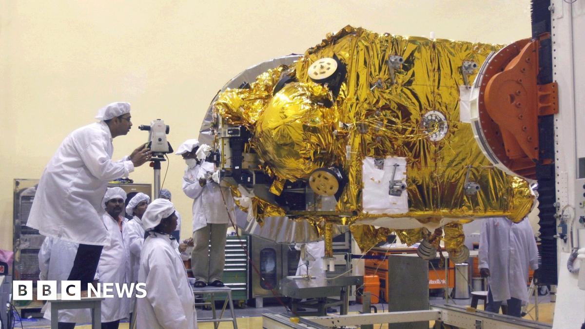 India's space-based 'revolution' - BBC News