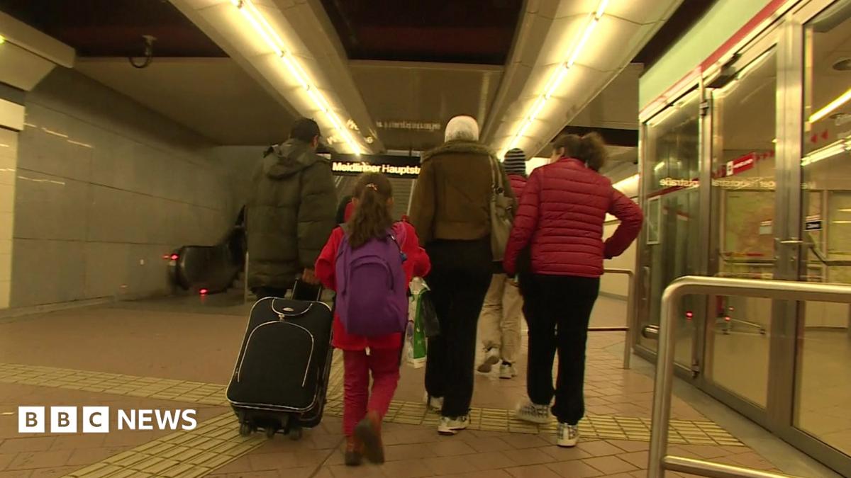 Syrian family's tortuous journey into the unknown - BBC News