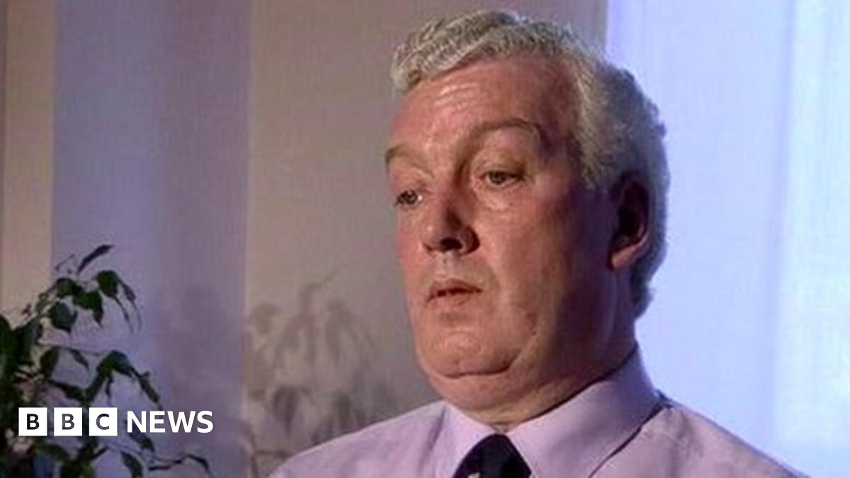 Book claims 'indisputable evidence of security forces collusion' - BBC News