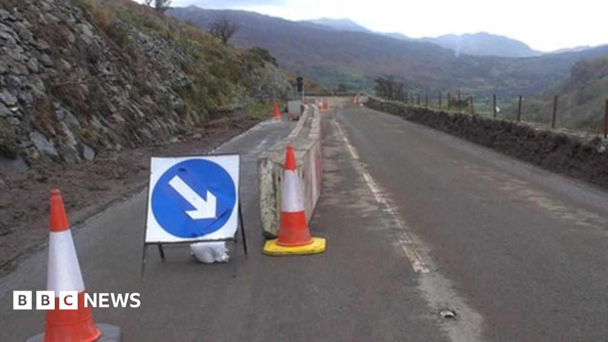 Road opens after landslip on A498 between Beddgelert and Pen-y-Pass ...