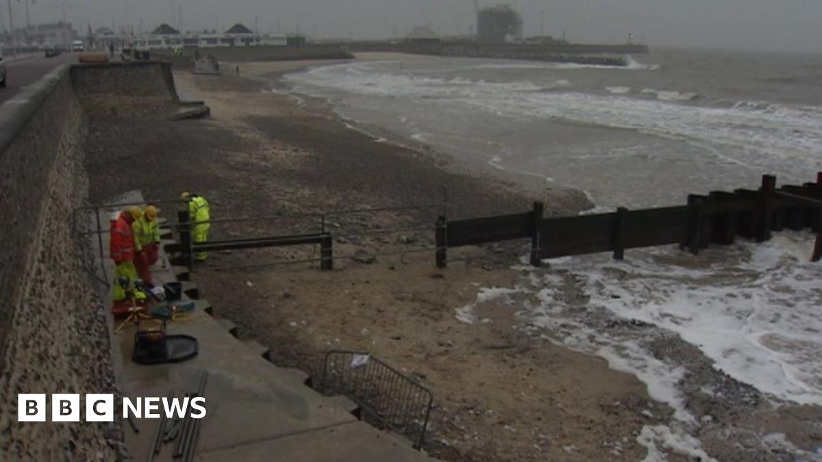Lowestoft Beach partly closed after erosion damage - BBC News