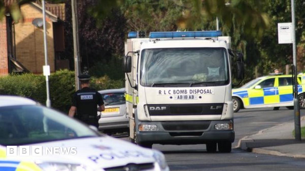 Boreham street evacuated after 'ordnance' find - BBC News