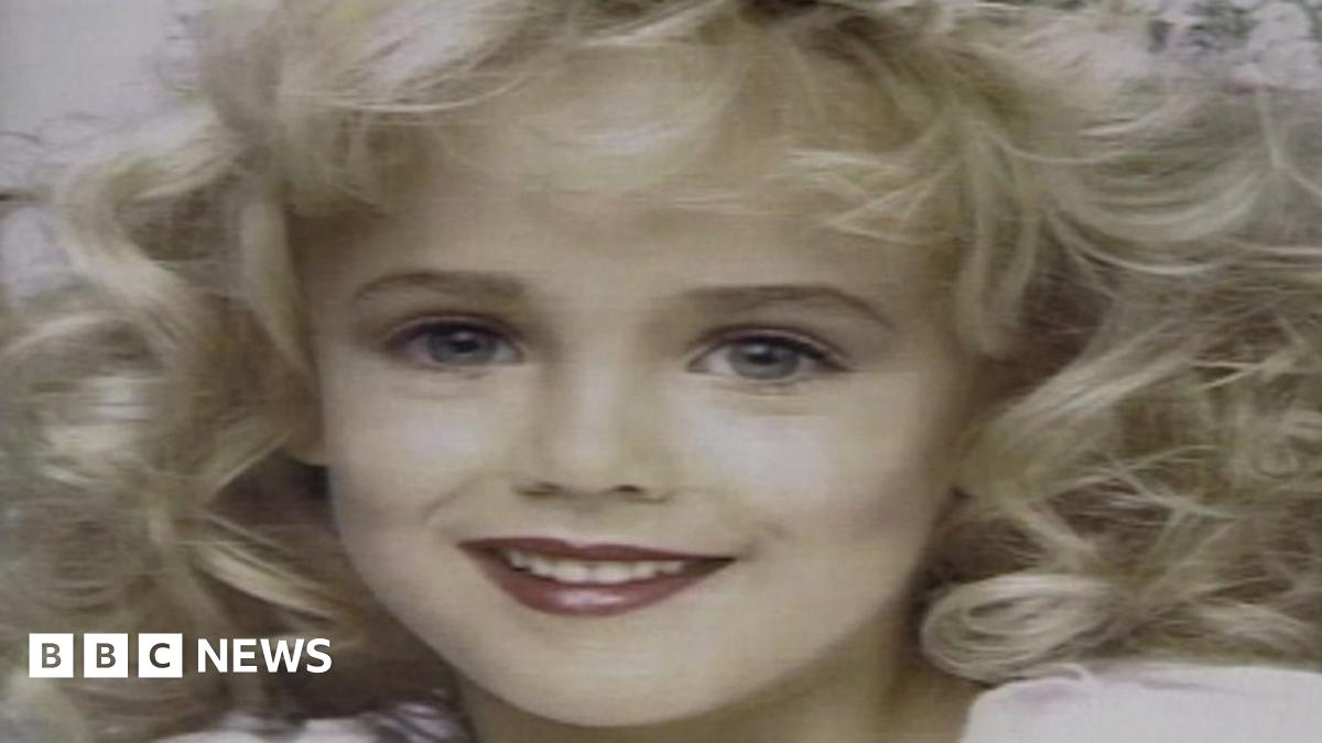 JonBenet Ramsey: Grand jury voted to charge parents in case - BBC News