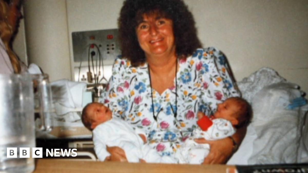 Susan Hammond inquest: Anger over missed allergy warnings - BBC News