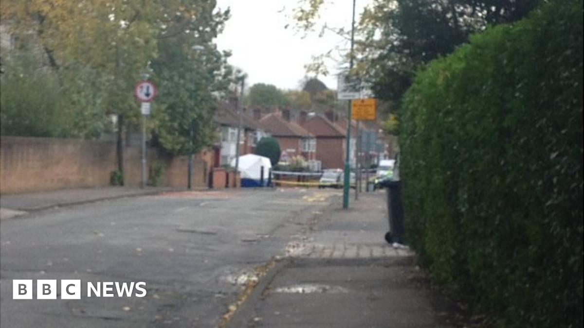 Man stabbed to death in Longsight, Manchester - BBC News