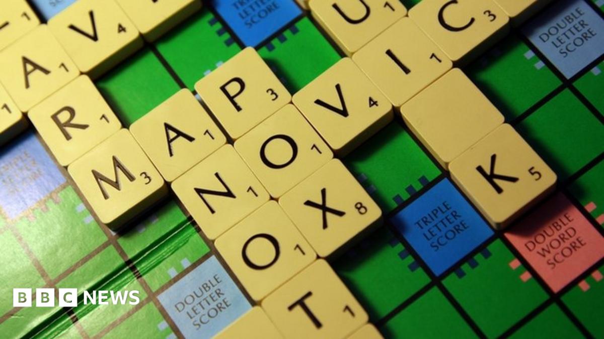 UK Scrabble final sees former champions lock horns - BBC News