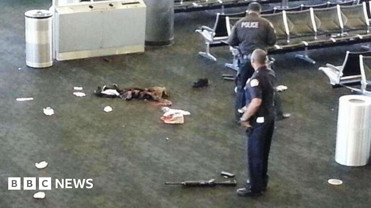 TSA agent killed in Los Angeles airport shooting - BBC News