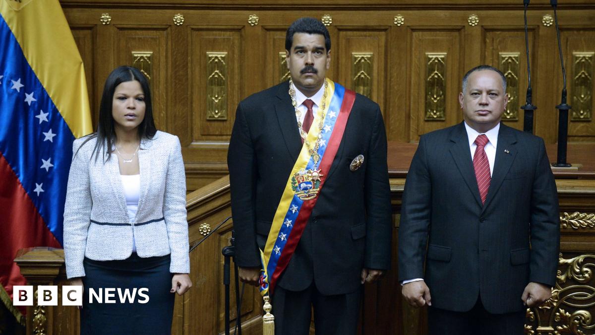 Venezuela: Chavez daughters won't leave president's palace - BBC News