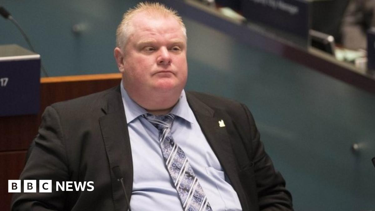 Toronto's Rob Ford says he bought drugs in last two years - BBC News