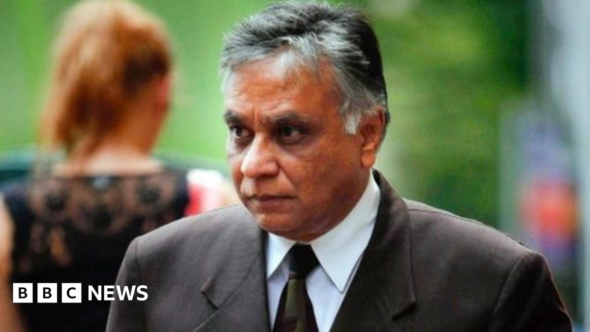 Australia ends prosecution of US surgeon Jayant Patel - BBC News