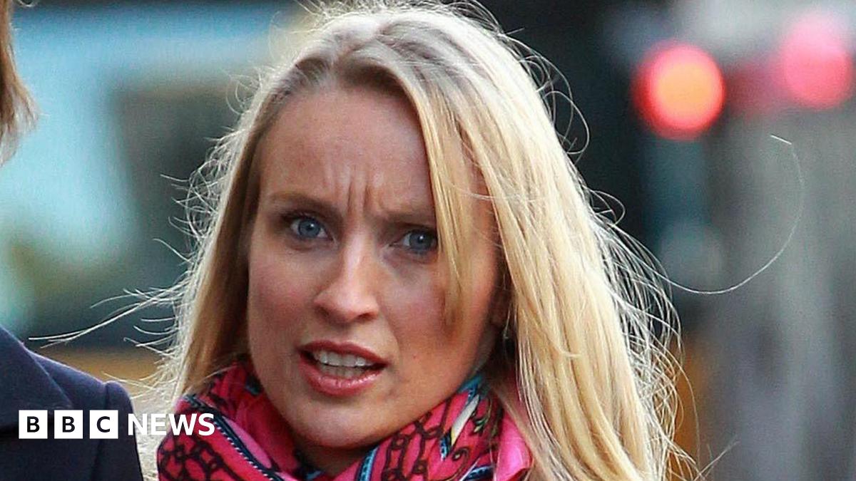 Charles Clarke adviser Hannah Pawlby 'was hacked by NoW' - BBC News