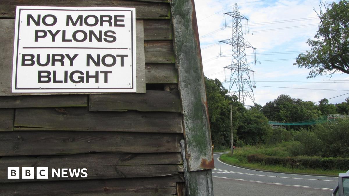 Suffolk/Essex pylon plan put on hold by National Grid - BBC News