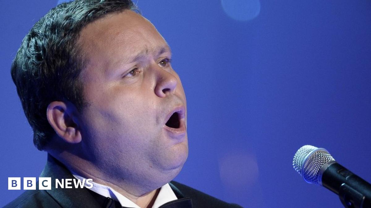 Typhoon appeal: Singer Paul Potts to perform in concert - BBC News