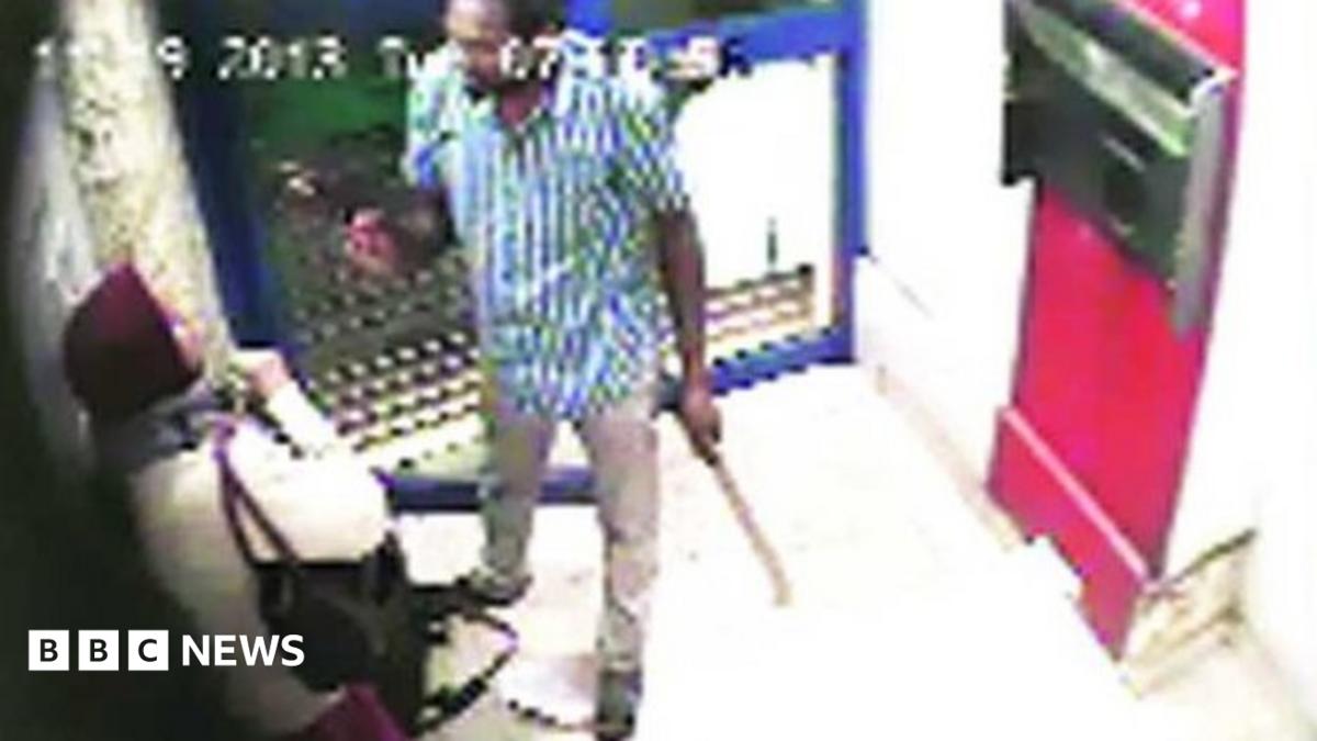 India police hunt Bangalore ATM machete attacker - BBC News