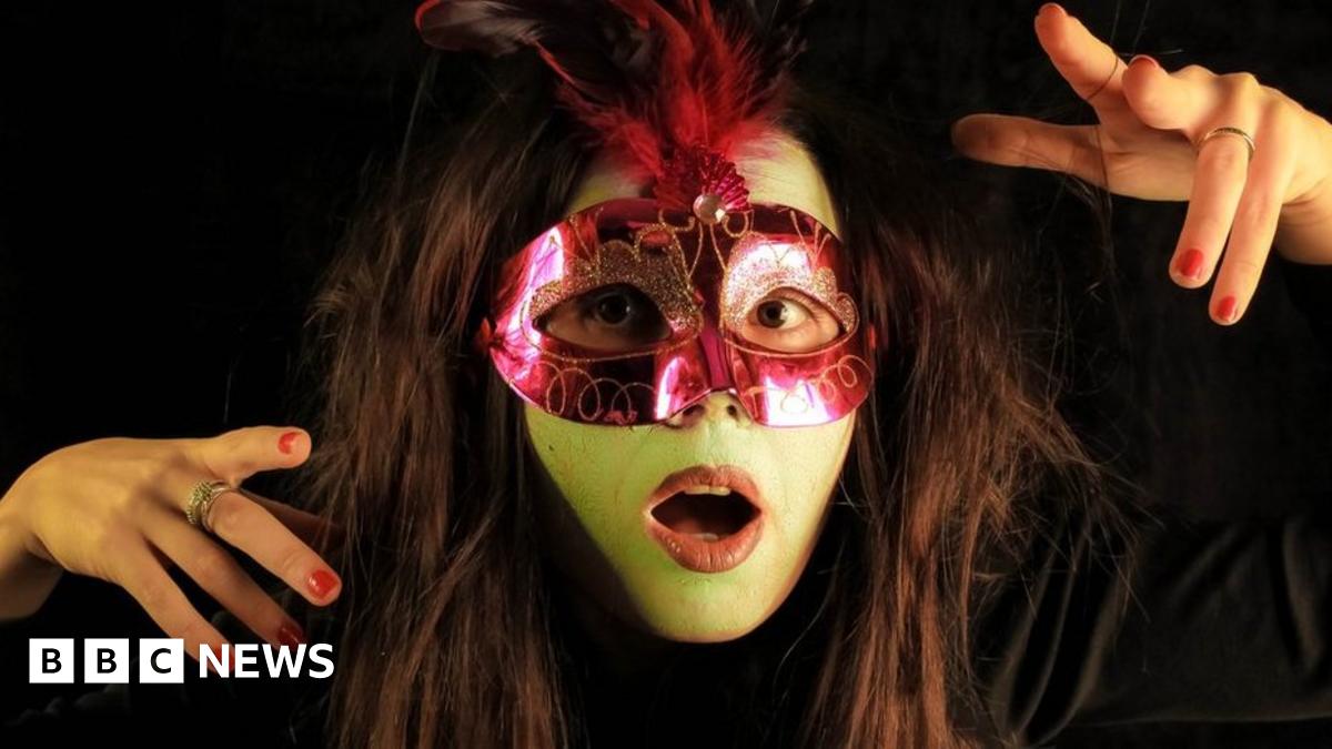 Your pictures: Masks - BBC News