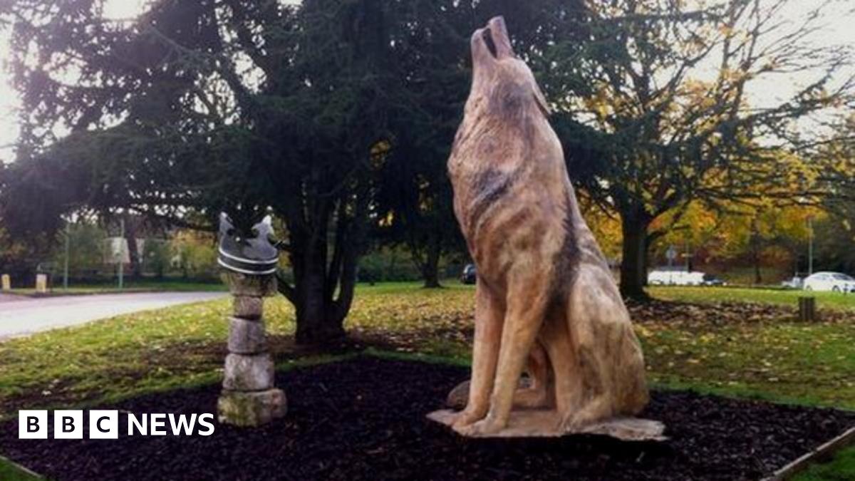 Bury St Edmunds wolf statue aims to promote king but not distract ...