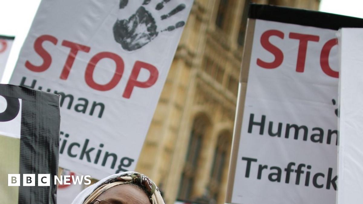 Modern day slavery in the UK - BBC News