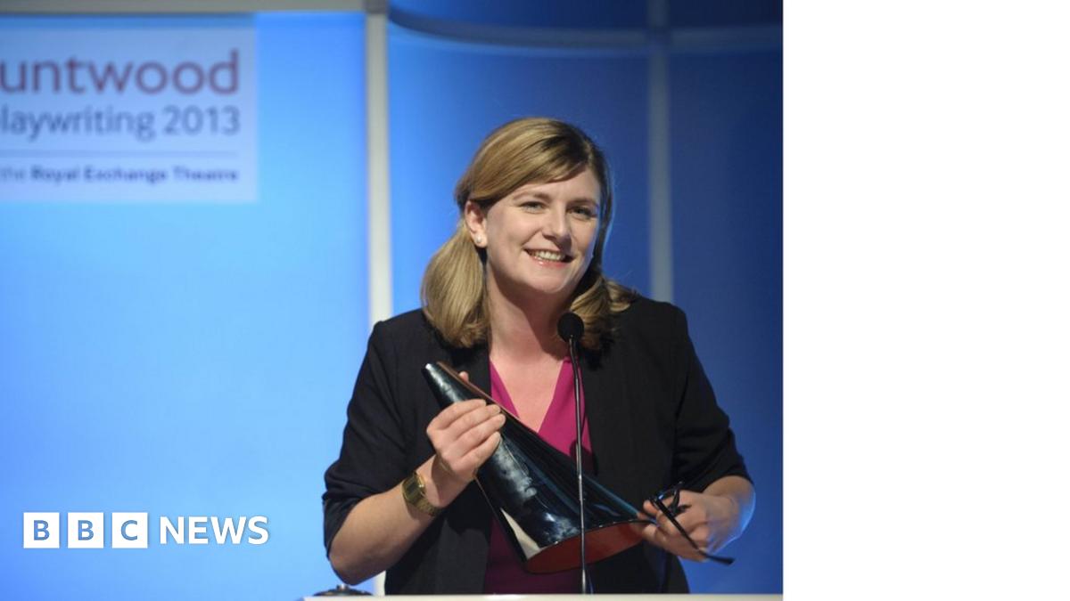 Anna Jordan 'elated' to win Bruntwood playwright prize - BBC News