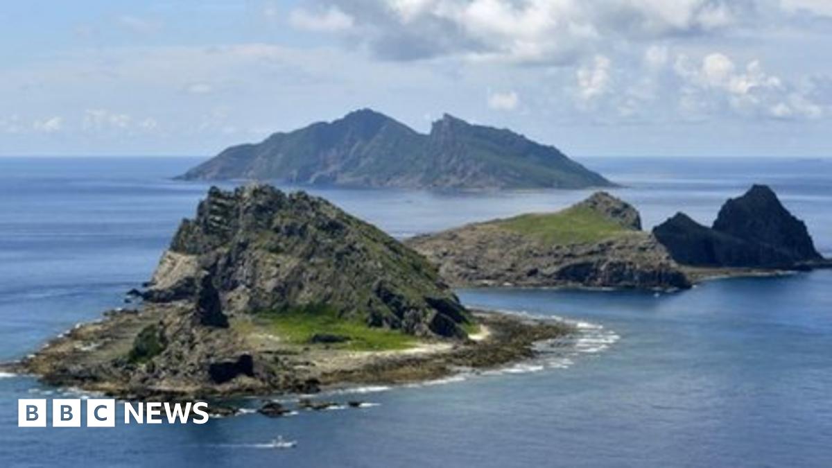 China establishes 'air-defence zone' over East China Sea - BBC News