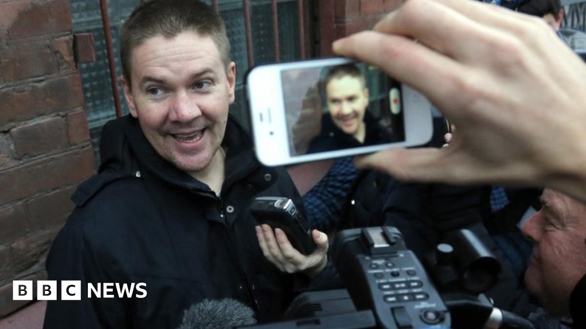 Freed Greenpeace activist Anthony Perrett ready for court - BBC News