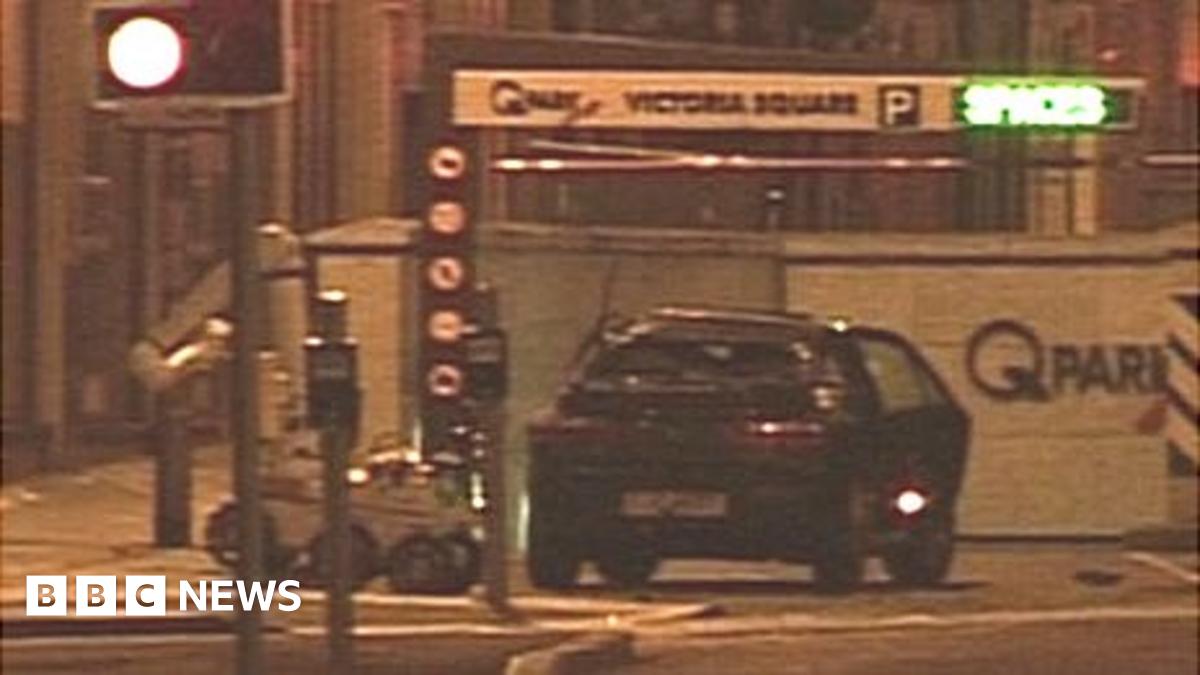 Belfast car bomb: Two men arrested by police - BBC News