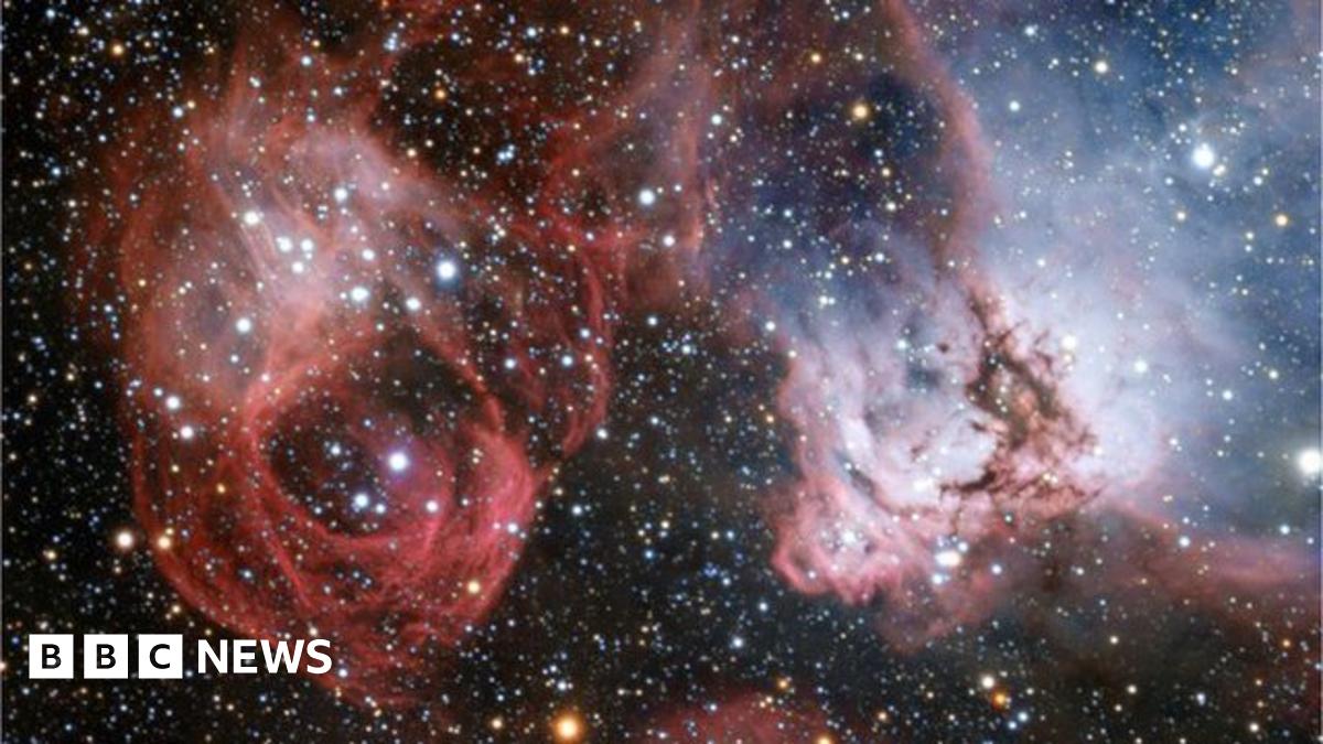 Birth and death of stars captured by Very Large Telescope - BBC News