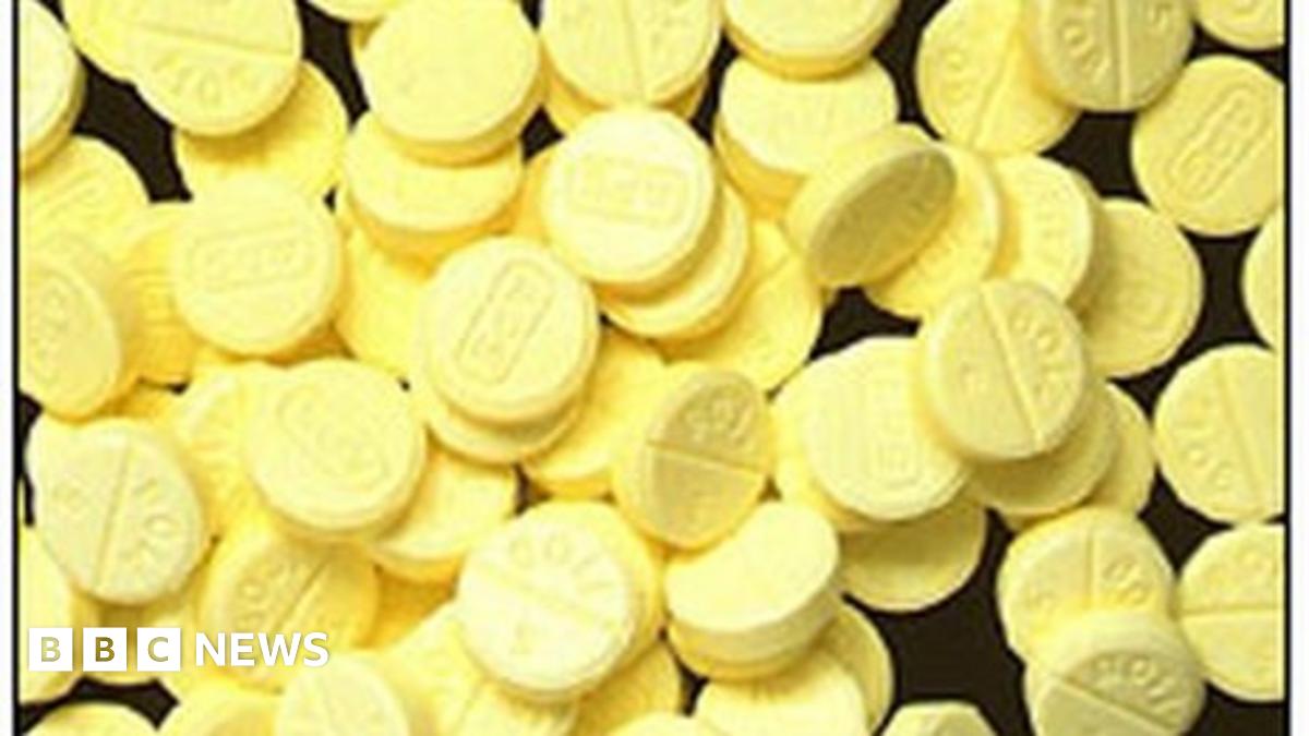 Police seize 45,000 Valium tablets in north Belfast - BBC News