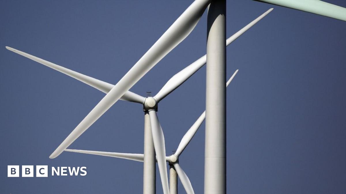 Comhairle approves North Tolsta 14-turbine wind farm - BBC News