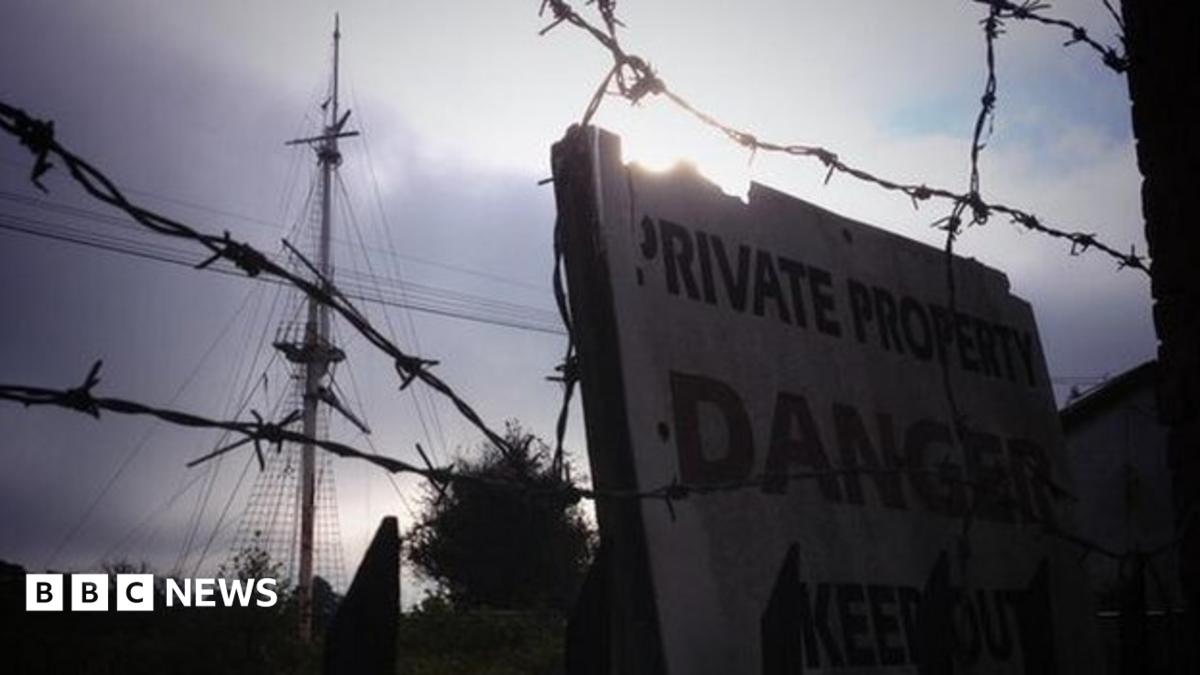 HMS Ganges: Housing plan approved for former Suffolk naval base - BBC News