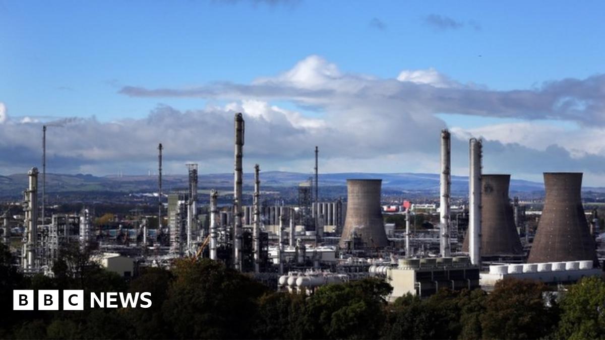 Grangemouth Unite convener Mark Lyon sacked - BBC News