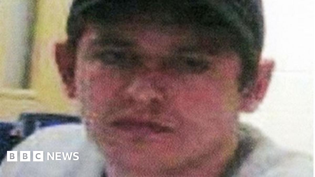 Two jailed for killing Bristol teenager Jake Milton - BBC News