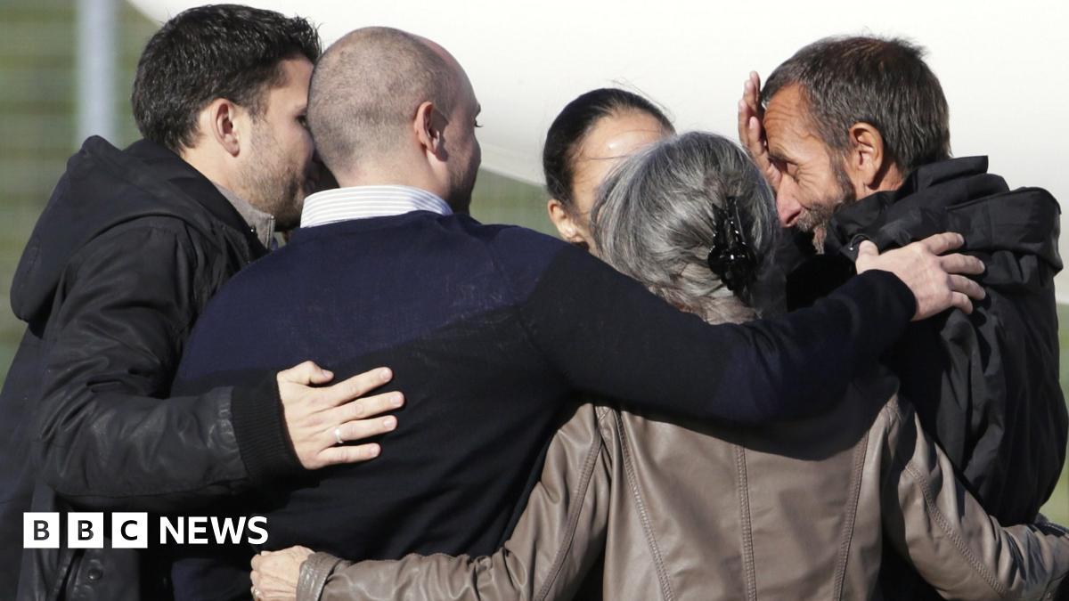 Kidnap ransoms 'fuelling terrorism' - UK Foreign Office - BBC News