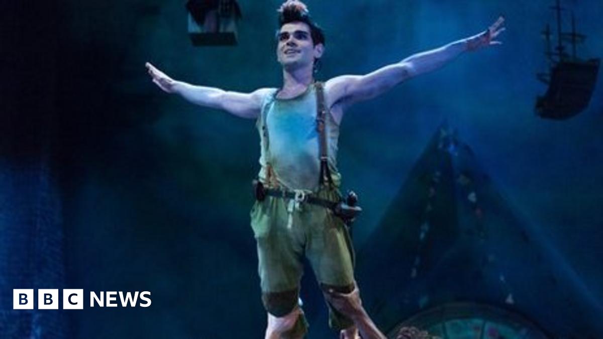 Why did theatre turn its back on original Peter Pan? - BBC News