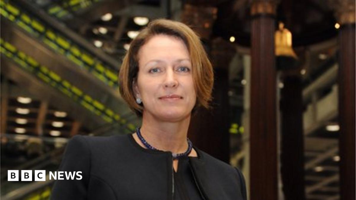 Lloyd's of London appoints its first female boss - BBC News