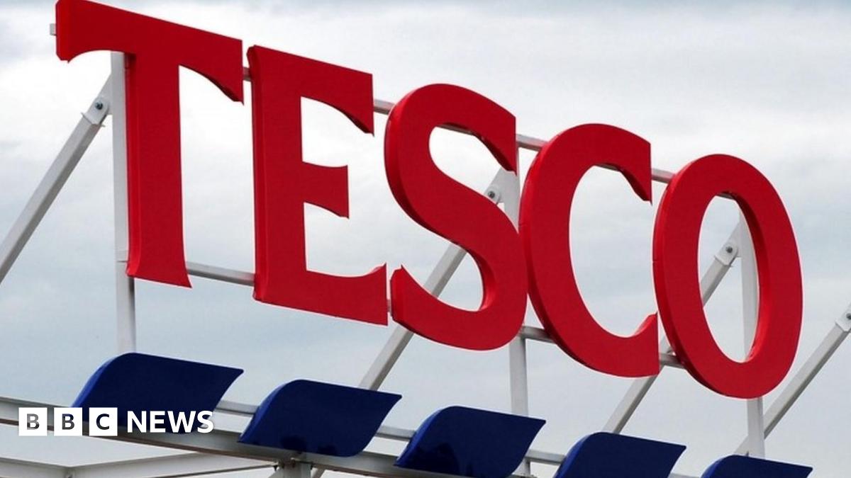 Tesco to open multi-brand stores in India - BBC News