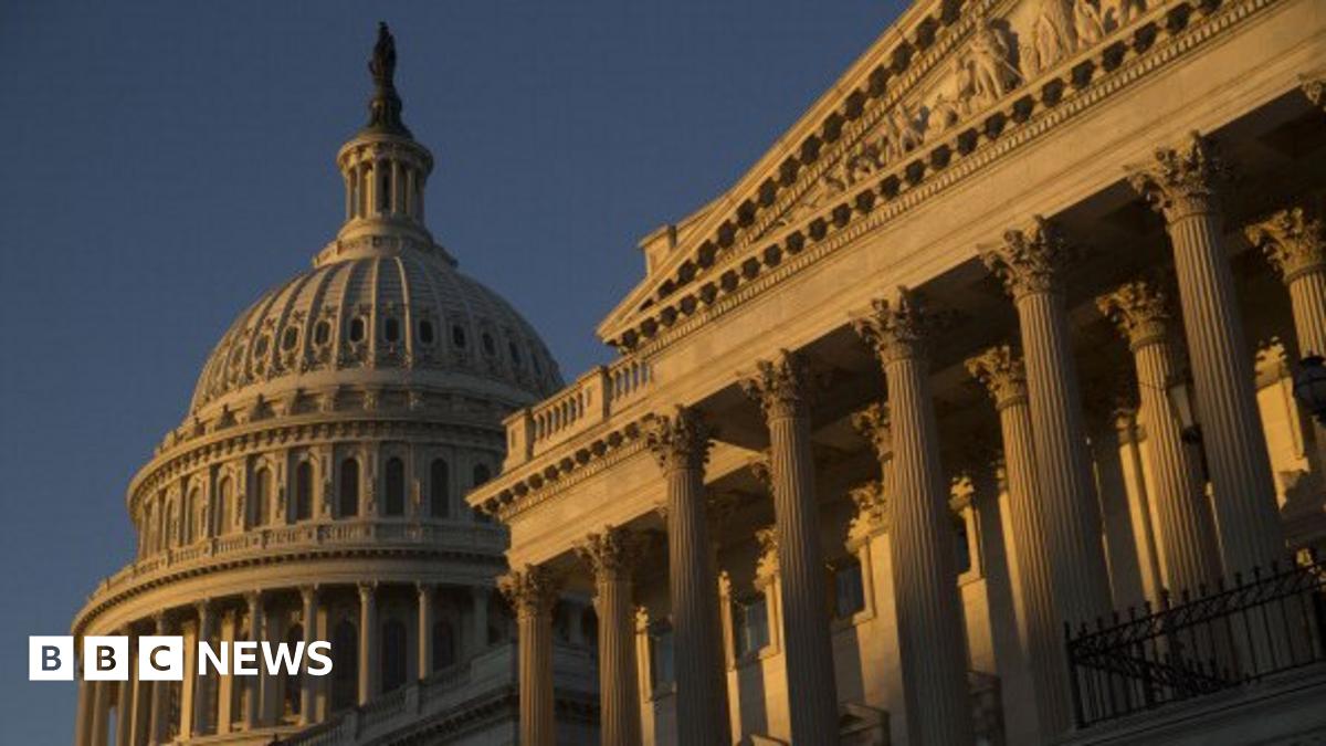 US Senate sends budget deal over crucial hurdle - BBC News