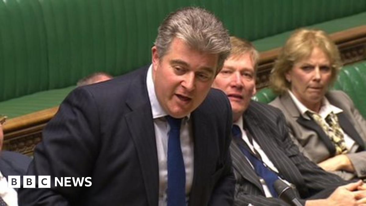 Liverpool Walton MP asks minister find £156m council cuts - BBC News