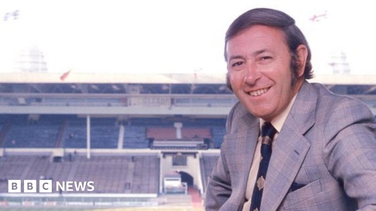 David Coleman: Former BBC sports broadcaster dies at 87 - BBC News